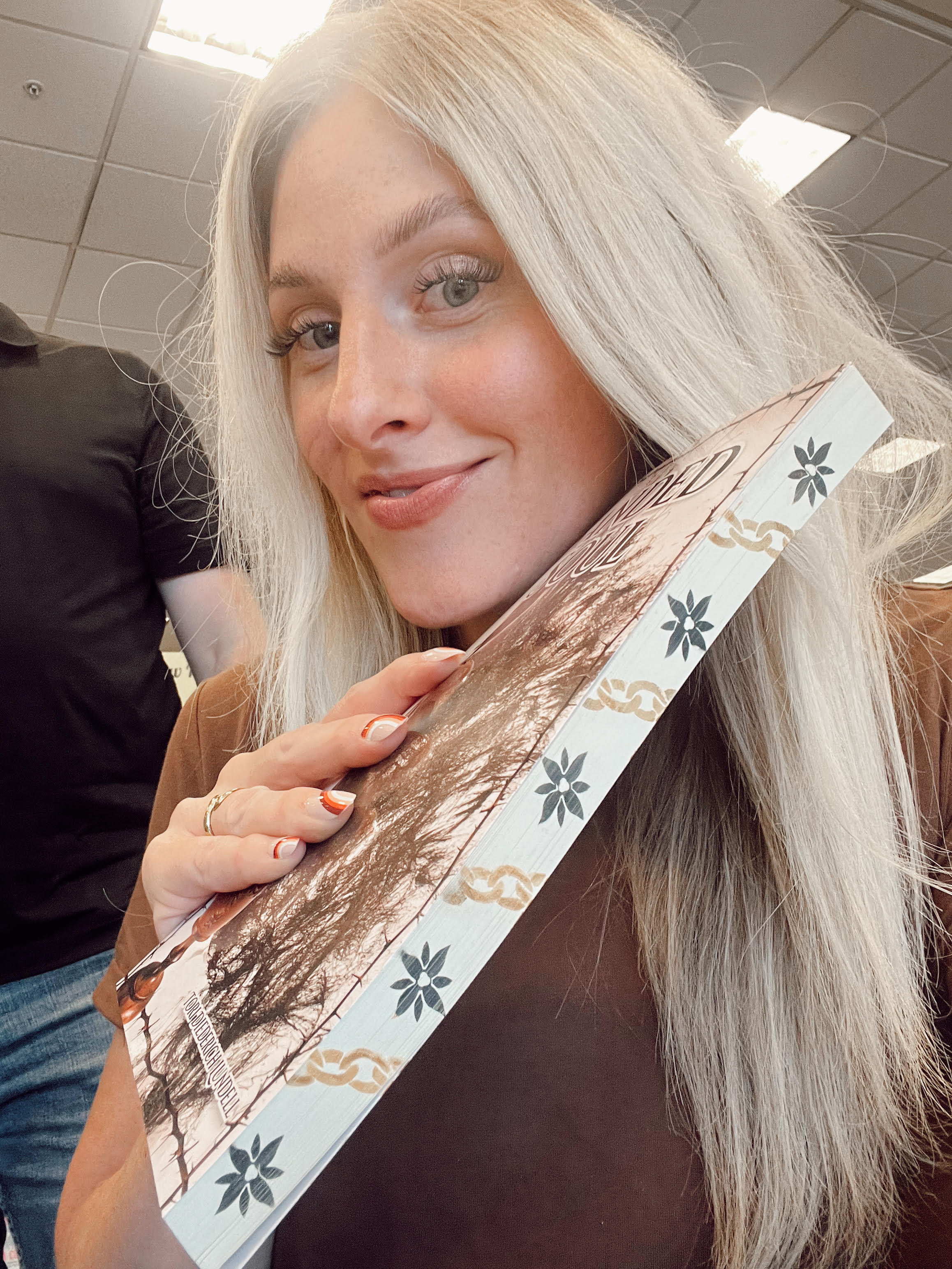 Gallery – Author Tori Diederich Lundell